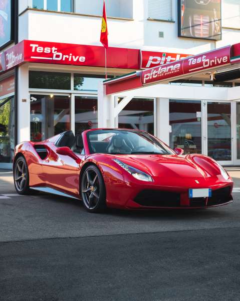 Ferrari F8 Tributo Spider
